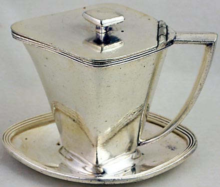 Lot 299: SANTA FE SYRUP PITCHER